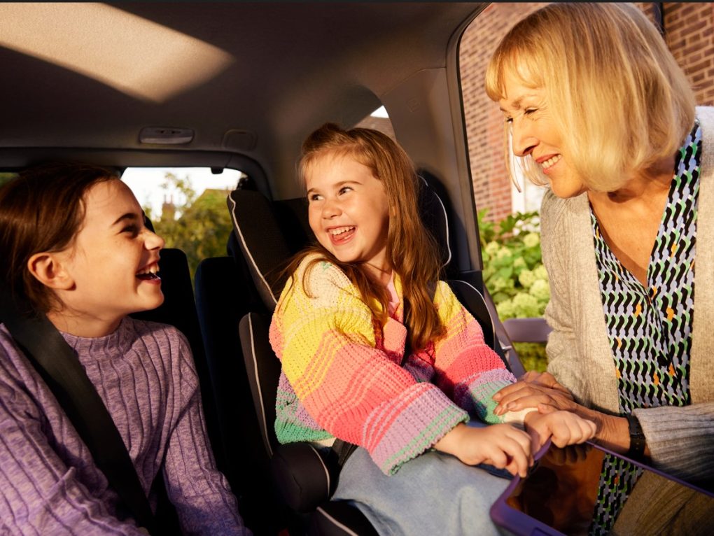 Three – Helping customers to stay connected - Three Media Centre